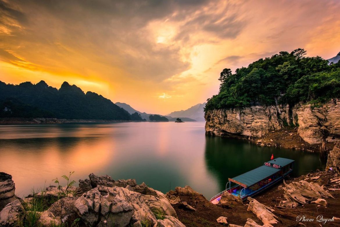 Ngây ngất mùa Hoa Lê nở rộ giữa núi rừng Hồng Thái, Na Hang